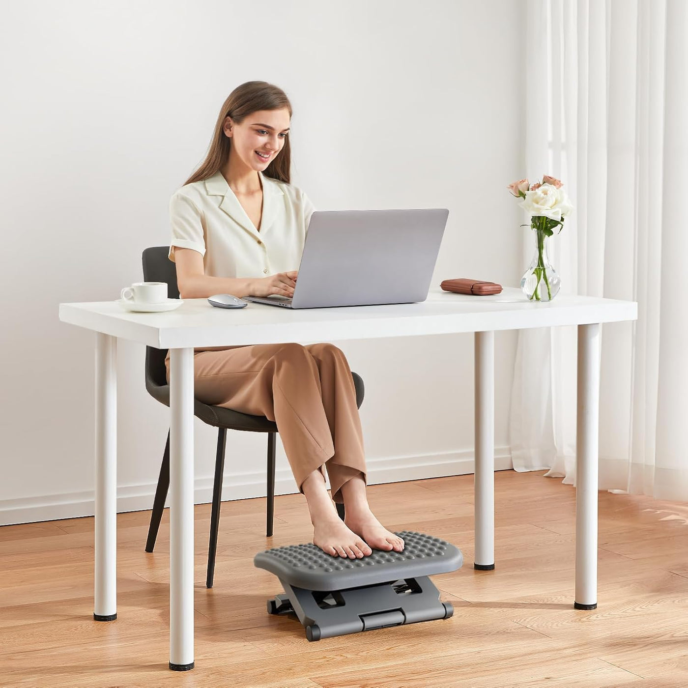 HUANUO Adjustable Desk Footrest